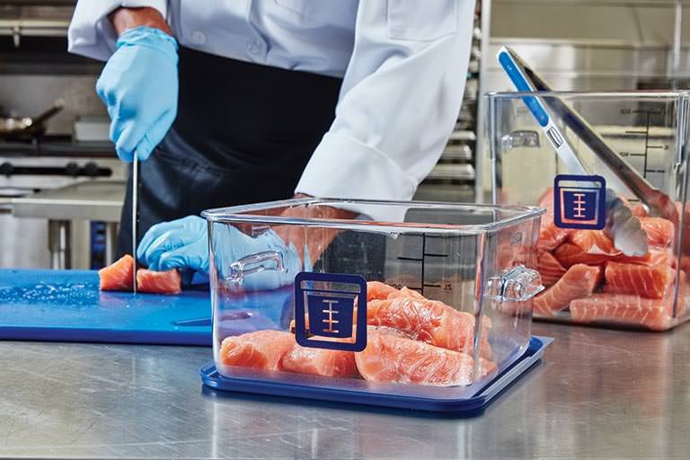 Color-coding to prevent cross-contamination: Rubbermaid solutions